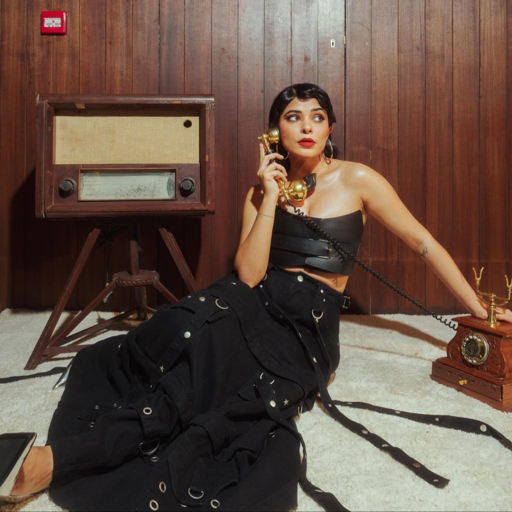 Sakshi Keswani launches new vintage collection with Freakins India ...